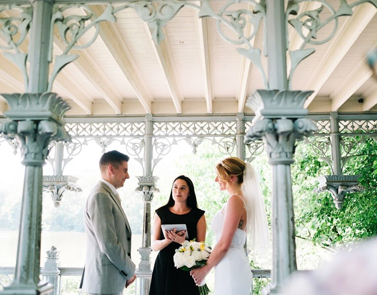 Honeybreak Officiants - Wedding Forward Vendors