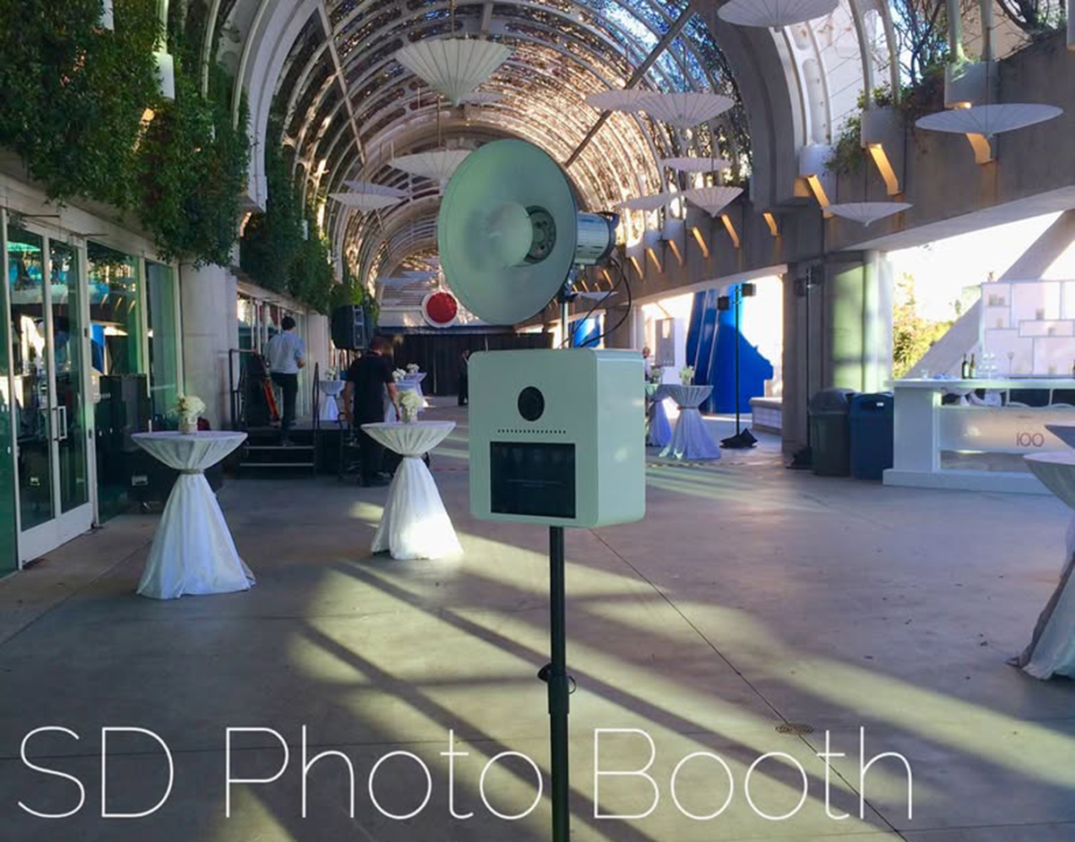 SD Photo Booth - Wedding Forward Vendors