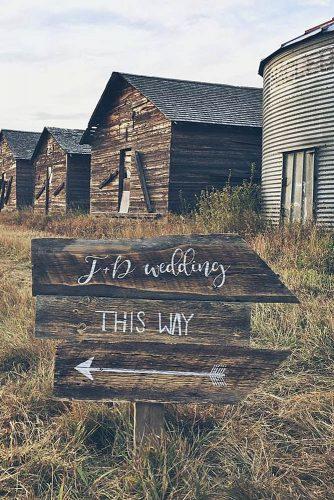 Wedding Signs: Popular Ideas and How To Use Them