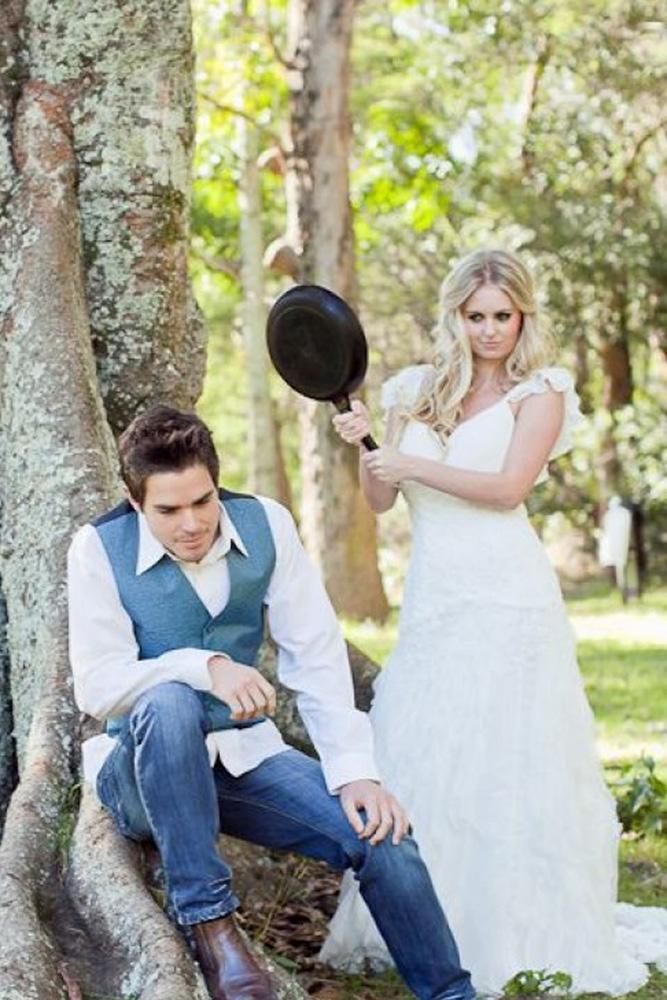 21 Funny Wedding Pictures That Will Make You Laugh | Wedding Forward