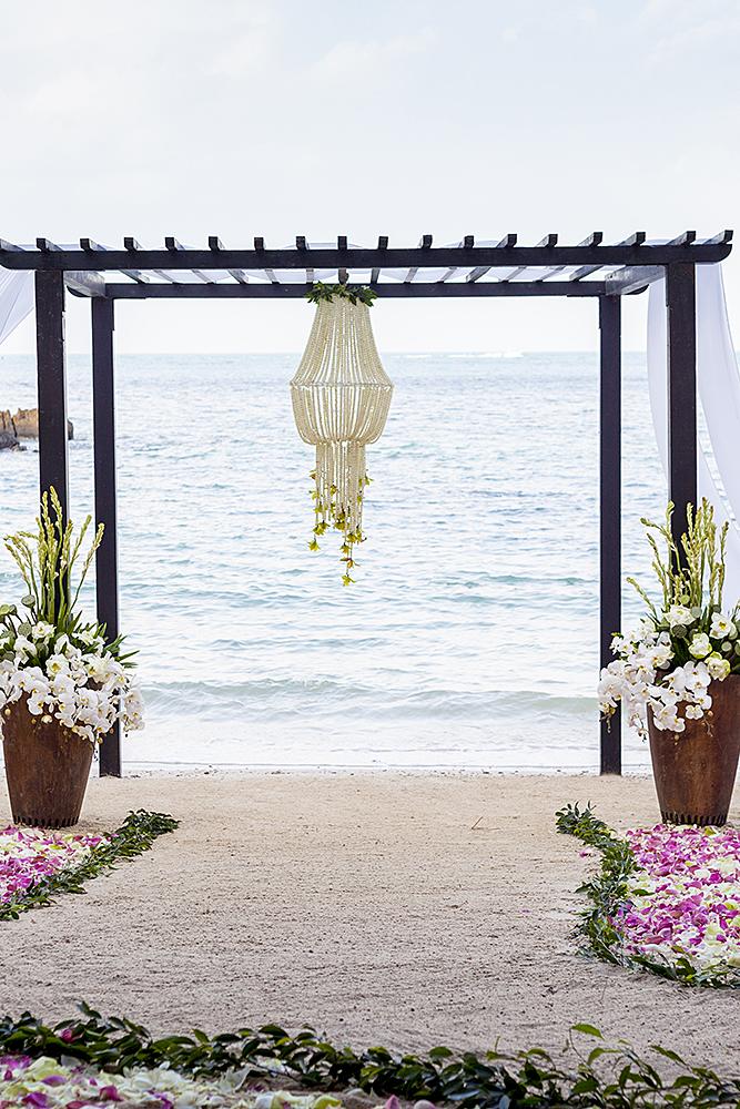 11 Ideas For Planning A Perfect Beach Wedding | Wedding Forward