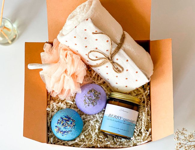 50 New Wedding Gift Ideas 2021 For Every Budget | Wedding Forward
