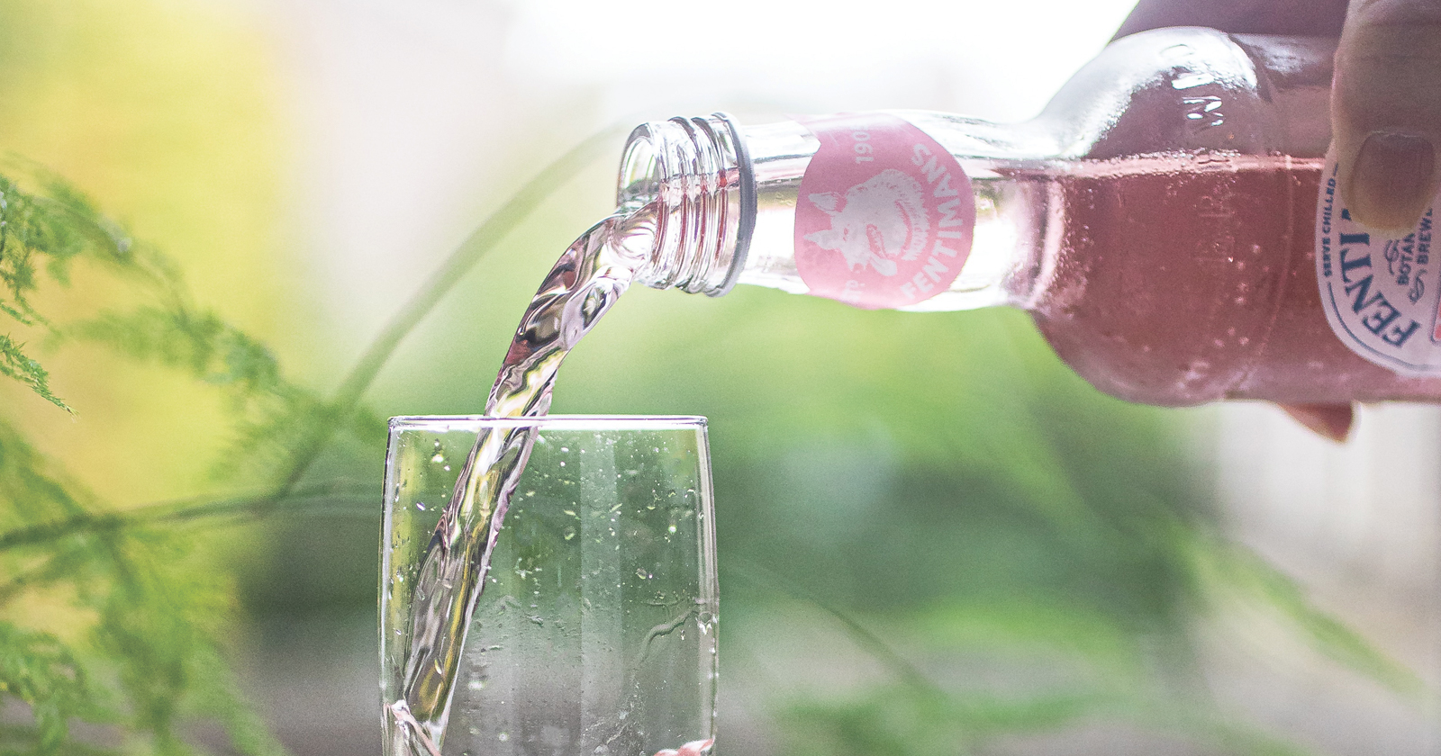 Why Mini Wine Bottles are a Game-Changer for Weddings