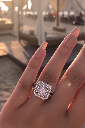 54 Budget-Friendly Engagement Rings Under $1000 | Wedding Forward