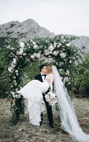 Top Incredible Wedding Altar Decoration Ideas For Your Special Day