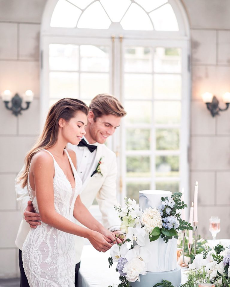 Classic Wedding Songs : 2022 Fresh Playlists And Tips