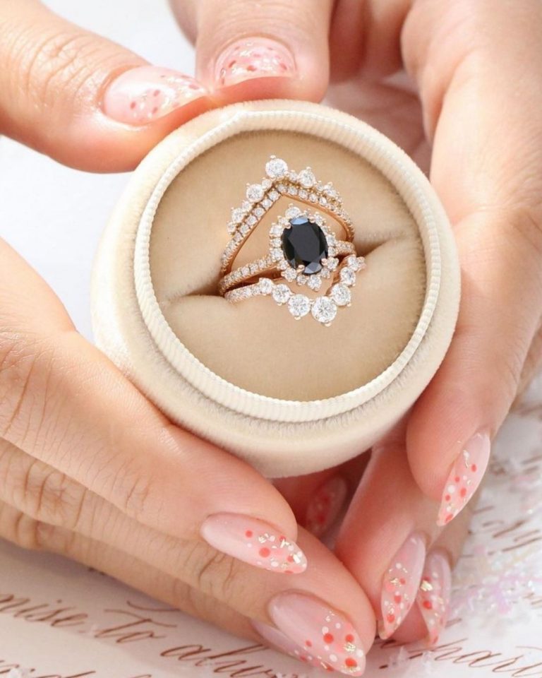 Unique Wedding Rings: 27 Wedding Rings For The Modern Bride