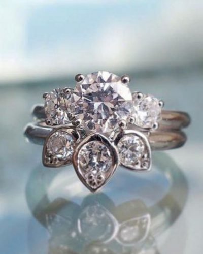 Unique Wedding Rings: 27 Wedding Rings For The Modern Bride