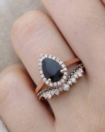 Unique Wedding Rings: 27 Wedding Rings For The Modern Bride