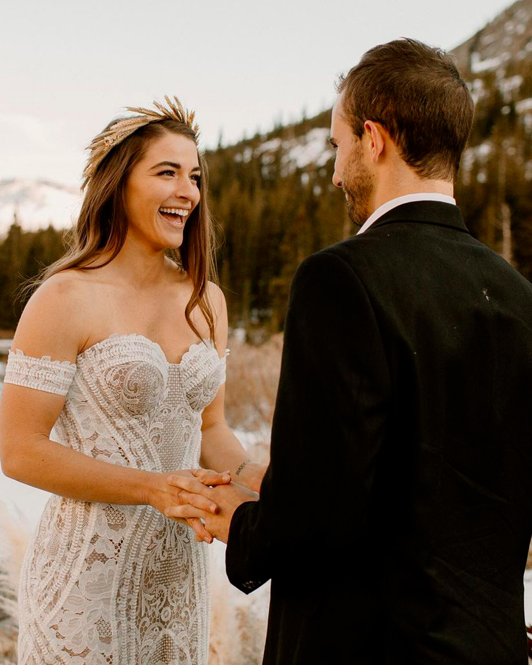 Secular Wedding Ceremony Script Samples For Your Celebration [+ Vows]