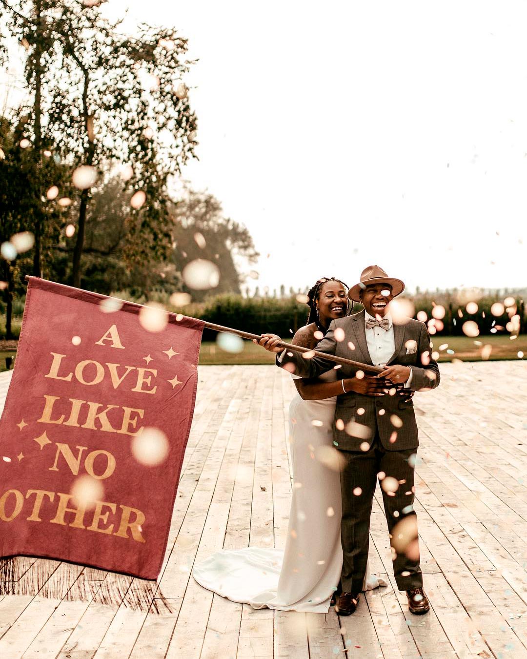 Secular Wedding Ceremony Script Samples For Your Celebration [+ Vows]