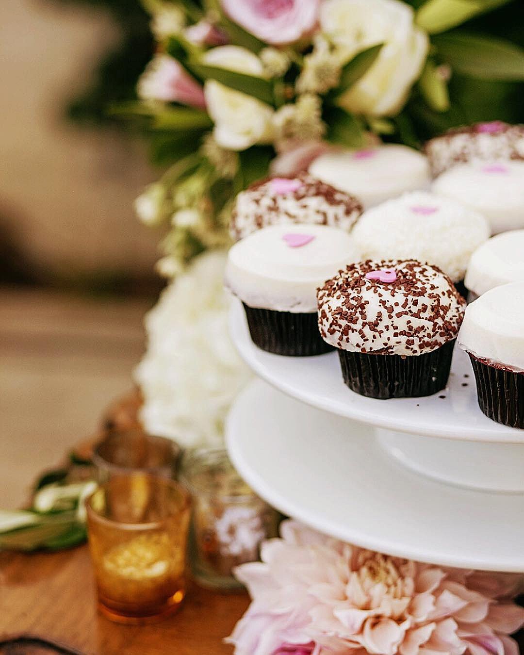 Wedding Trends - 2021 Hottest Ideas for Colors, Dresses, Decor & more