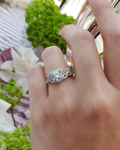 Engagement Ring Shapes: 28 Ring Shapes and Cuts - 2023 Photo Guide