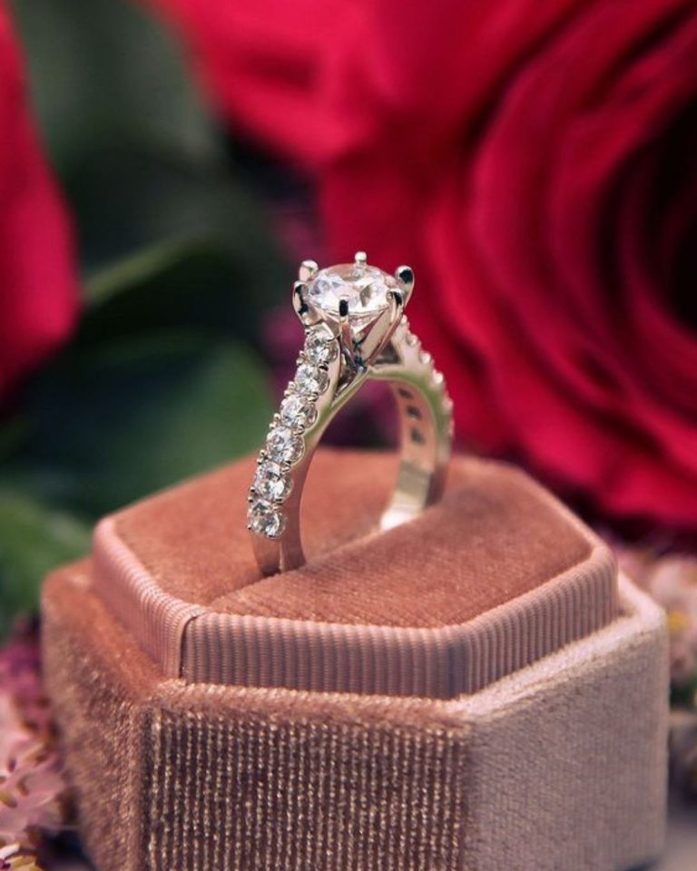 Engagement Ring Shapes: 28 Ring Shapes and Cuts - 2023 Photo Guide