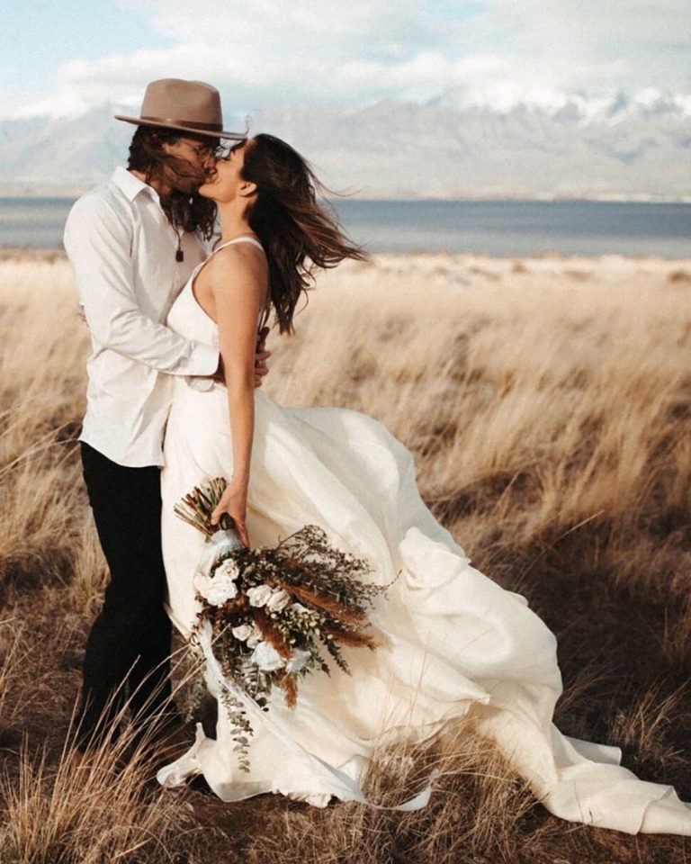 30 So Cute Wedding Photos That Will Melt Your Heart | Wedding Forward