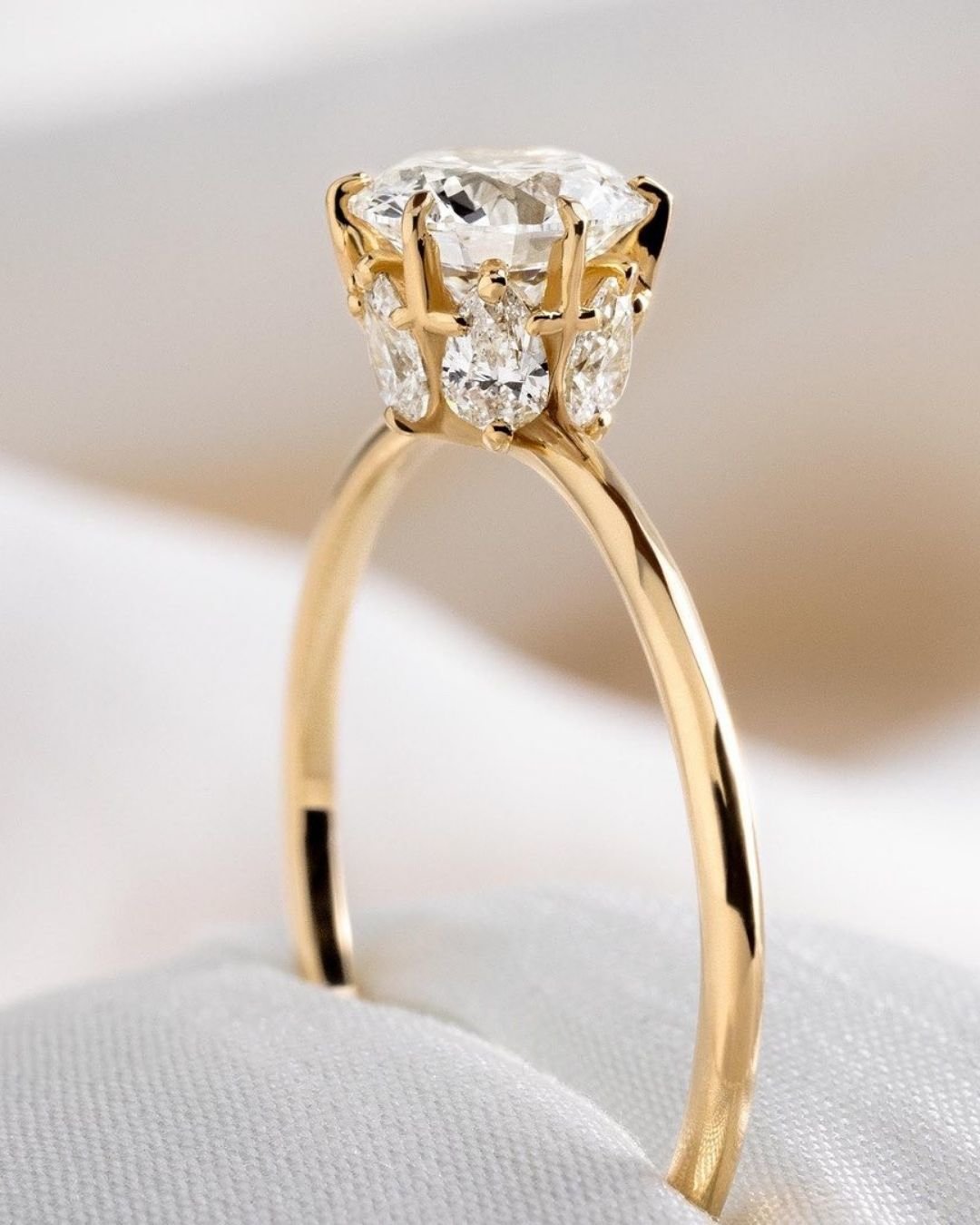 39 Timeless Classic And Simple Engagement Rings