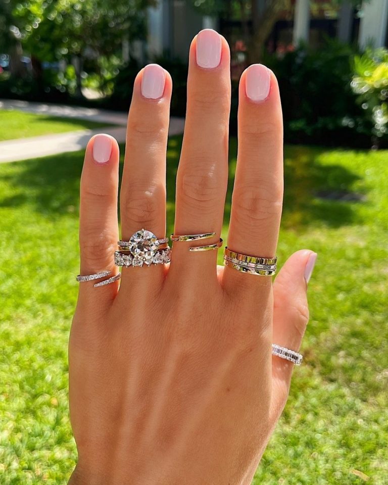 Simple Engagement Rings: 49 Engagement Trends