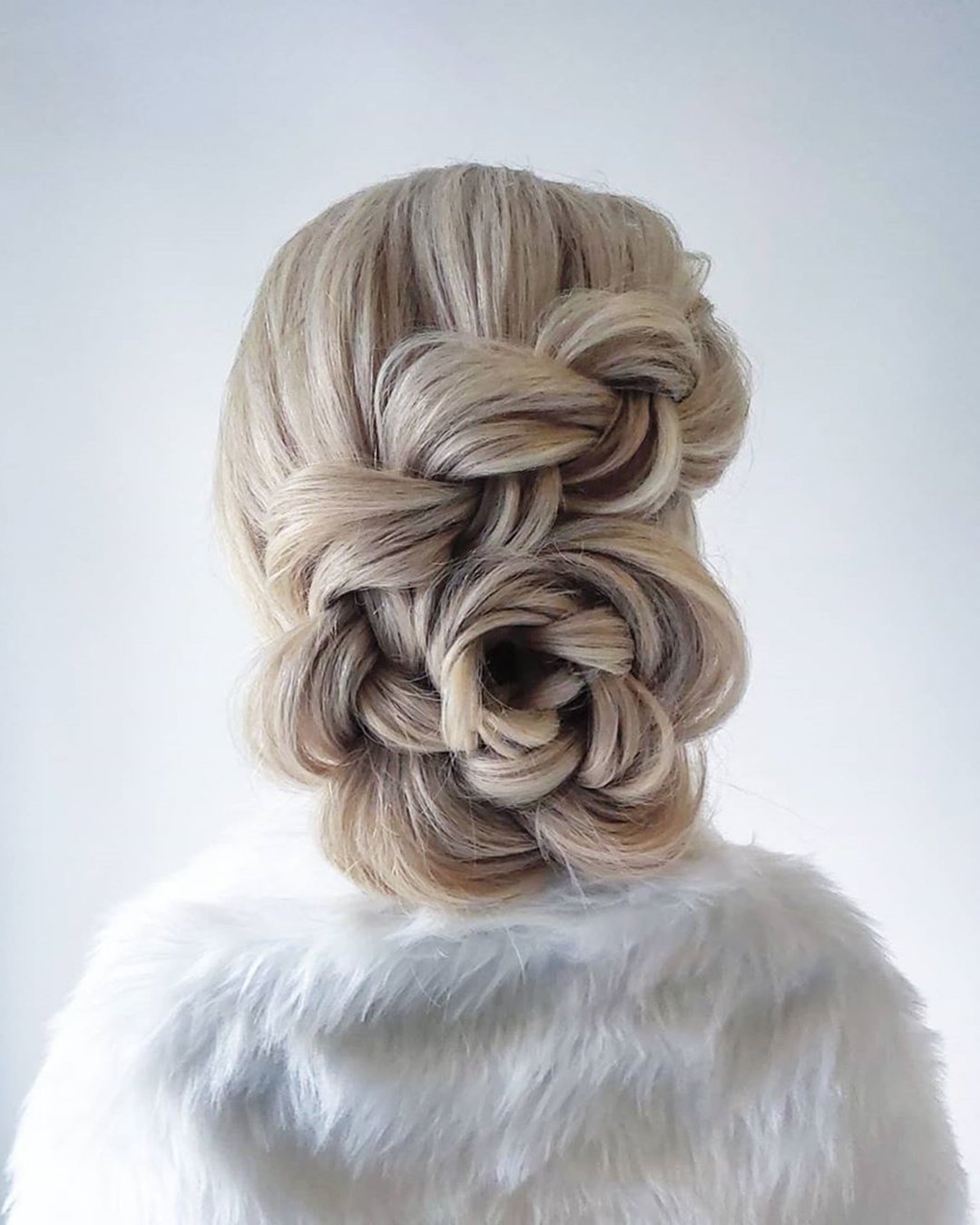33 Cute Flower Girl Hairstyles (2020 Update) | Wedding Forward