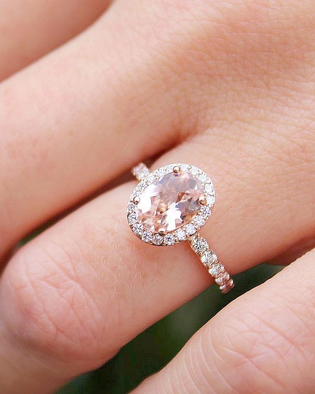 Oval Engagement Rings: 39 Amazing Ring Ideas To Get More Sparkle