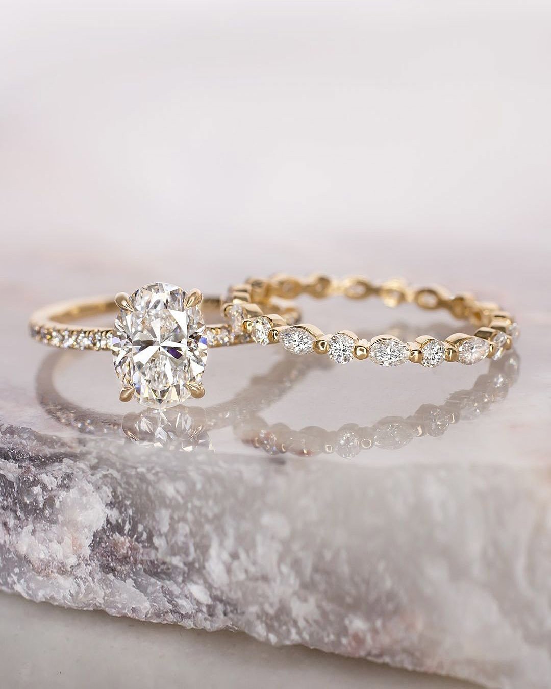 Vintage Wedding Rings: 33 Ideas We're Obsessed With