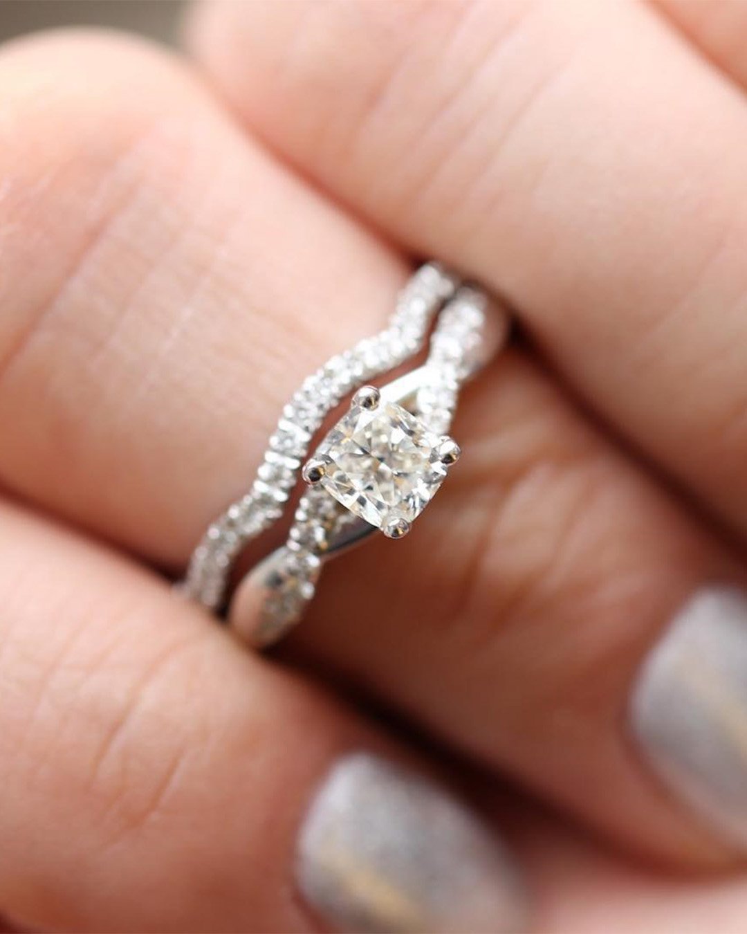 54 Budget-Friendly Engagement Rings Under $1000