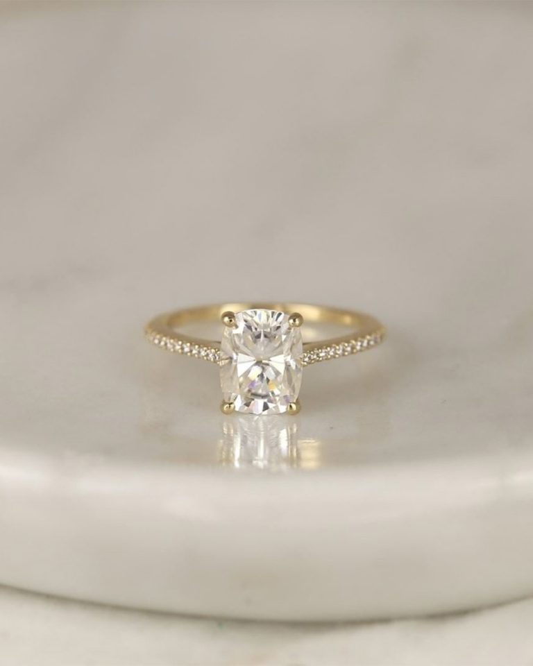 54 Budget-Friendly Engagement Rings Under $1000
