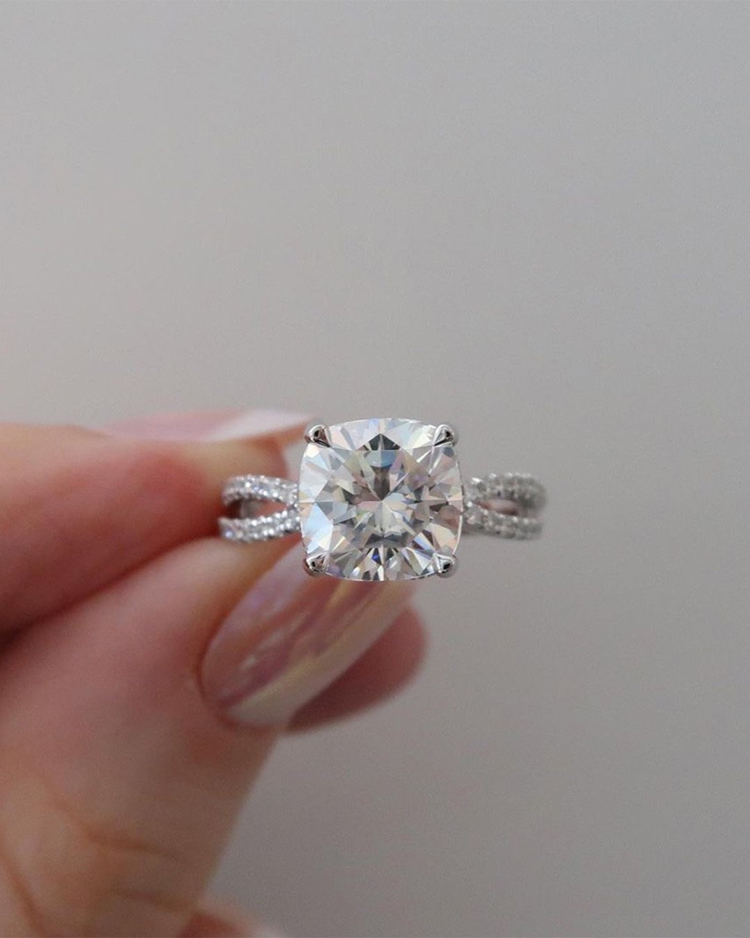 54 Budget-Friendly Engagement Rings Under $1000