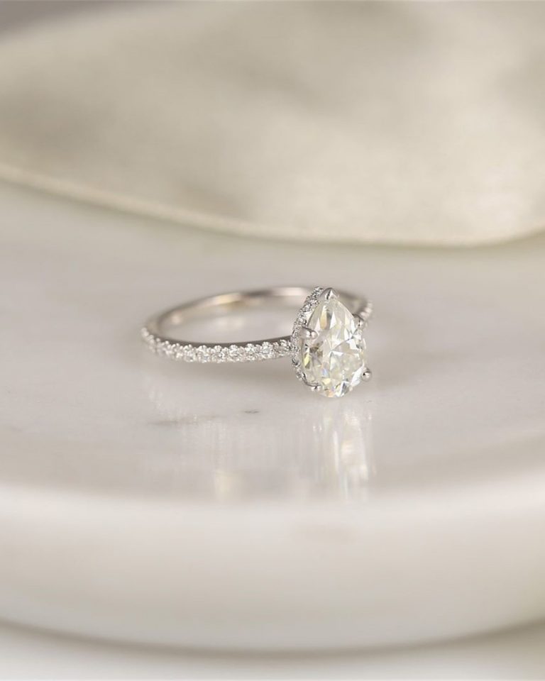 54 Budget-Friendly Engagement Rings Under $1000