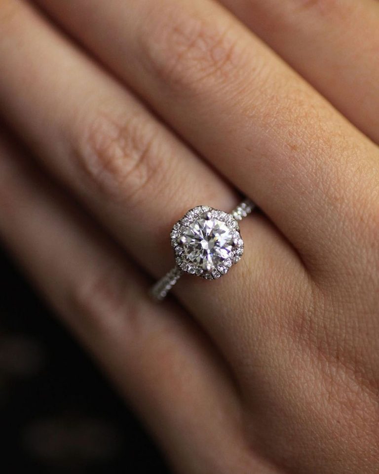 Halo Engagement Rings: 39 Rings Ideas To Get More Bling
