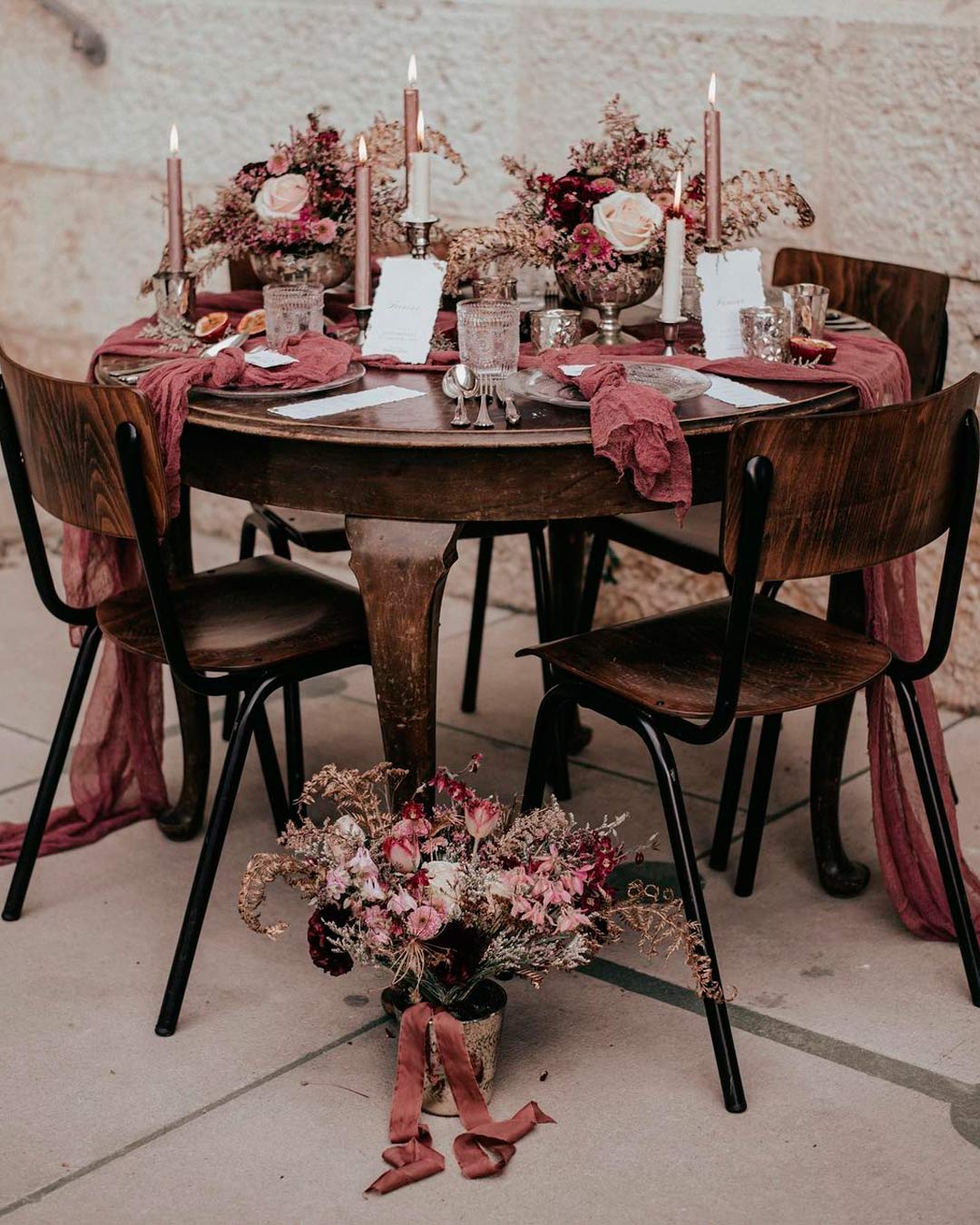 Planning A Small Wedding: Helpful Tips And Venue Ideas