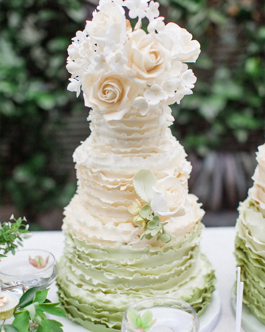 45 Beautiful And Tasty Wedding Cake Trends 2021