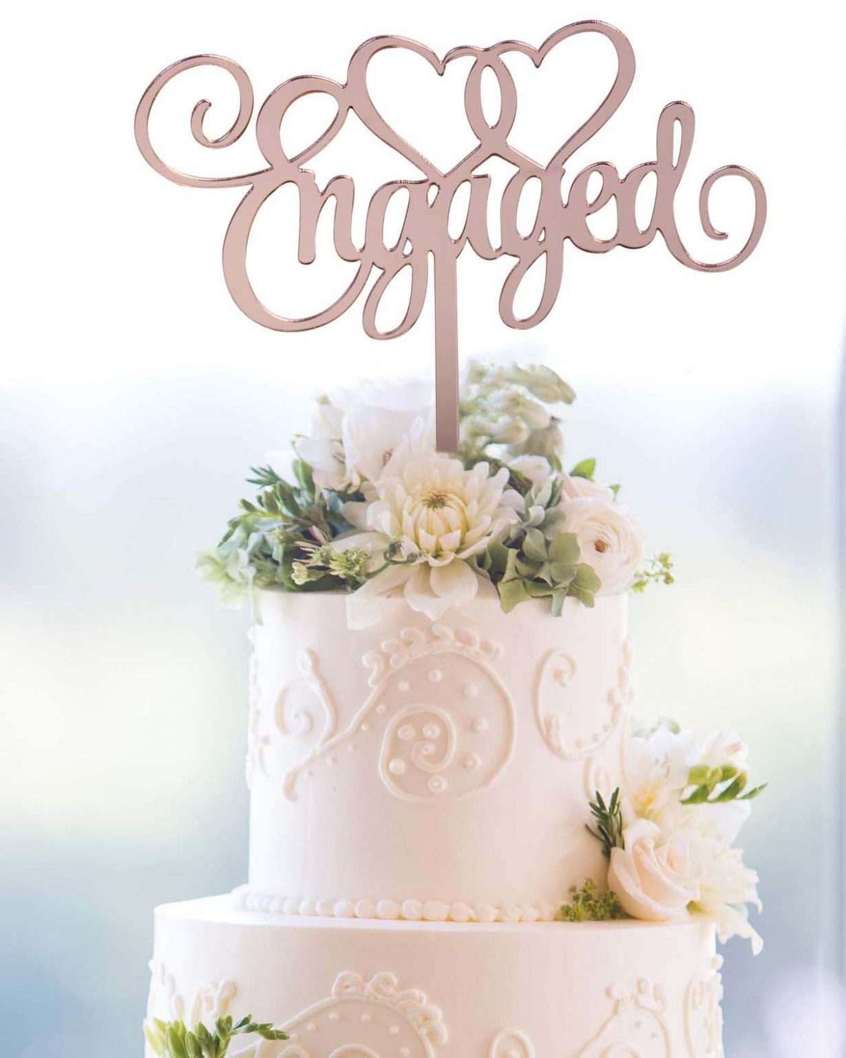 Best Engagement Party Cakes Ideas And Tips 2021 | Wedding Forward