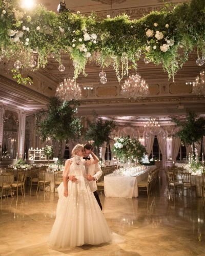 33 Greenery Wedding Decor Ideas: Budget Friendly Wedding Trend