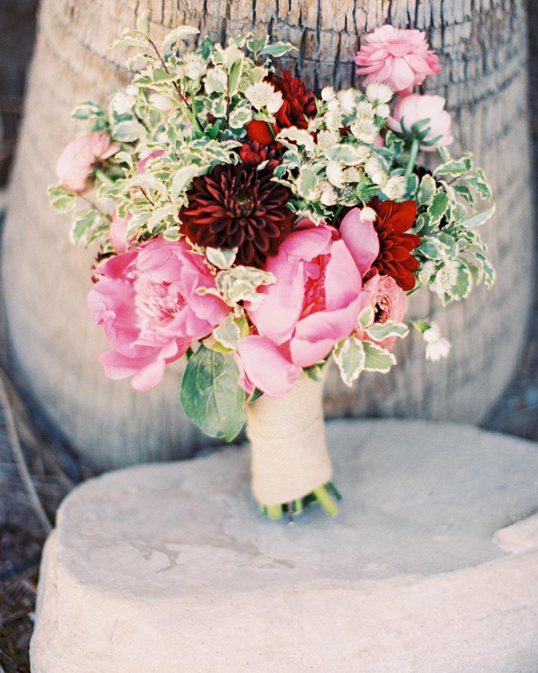 42 Prettiest Small Wedding Bouquets to Have and to Hold