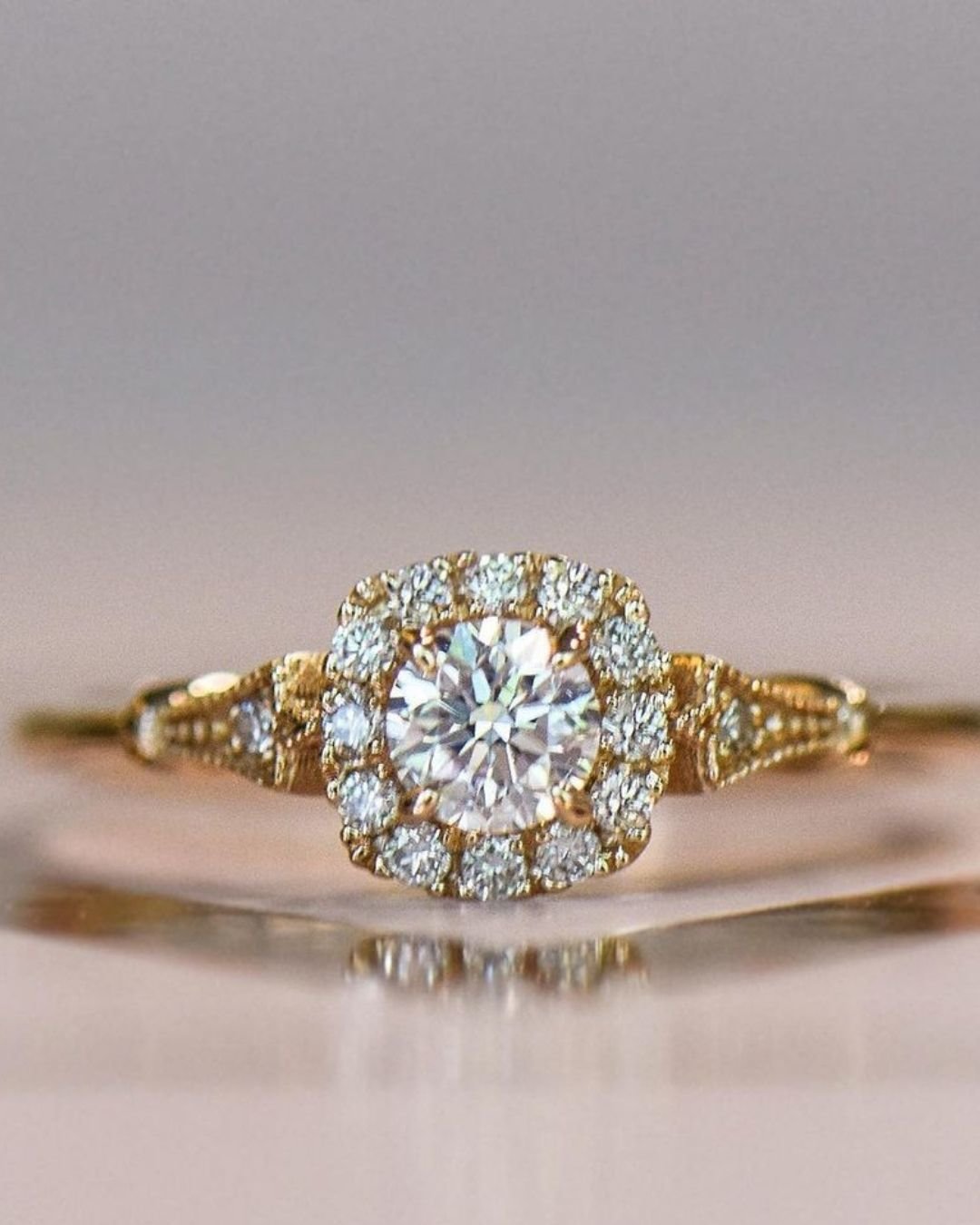 42 VINTAGE ENGAGEMENT RINGS WITH STUNNING DETAILS