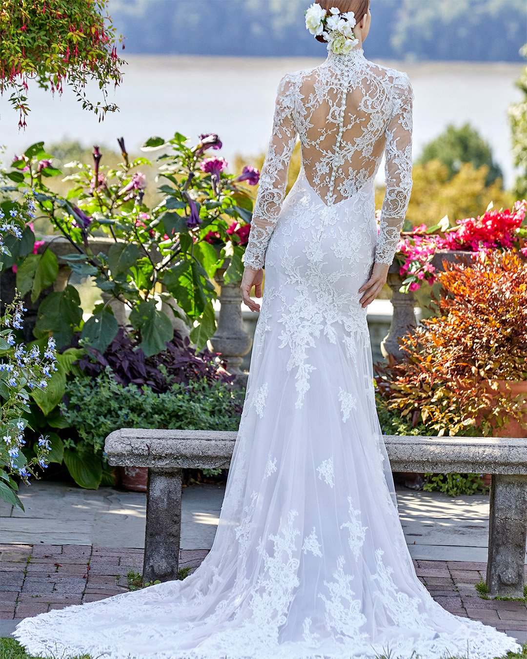 Full Lace Back Wedding Dresses