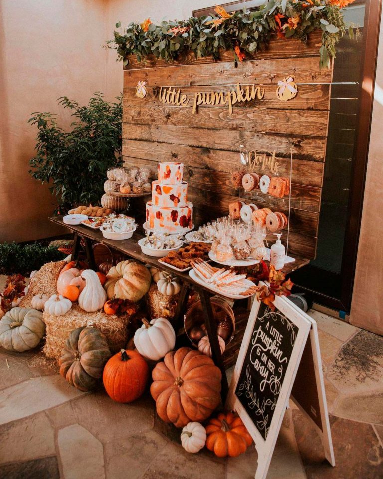 Fall Wedding Decor Guide for 2022 | Wedding Forward
