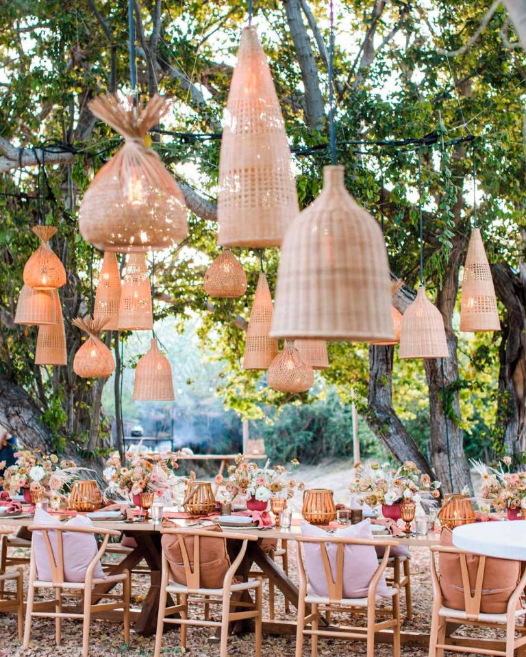 Destination Wedding Ideas: Decorations, Top Venues And Other Tips