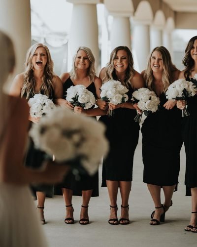 Top 45 Heart-Warming First Look Wedding Photo Ideas | Wedding Forwar