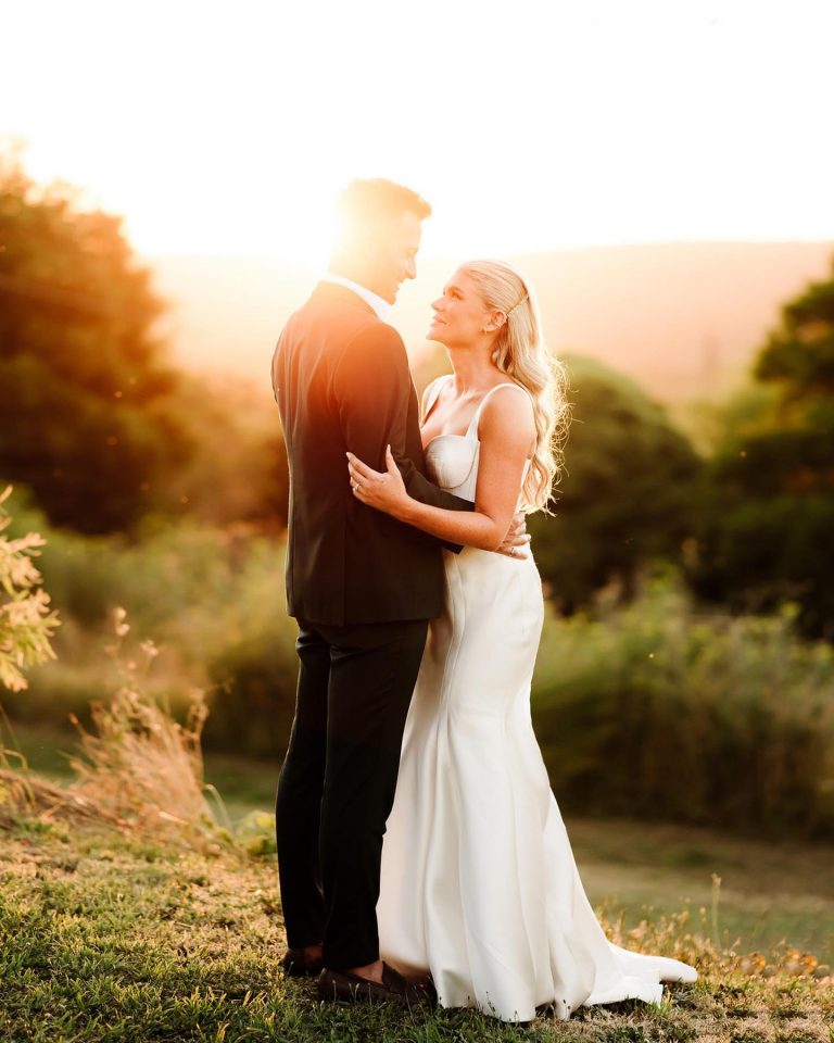 30 So Cute Wedding Photos That Will Melt Your Heart | Wedding Forward