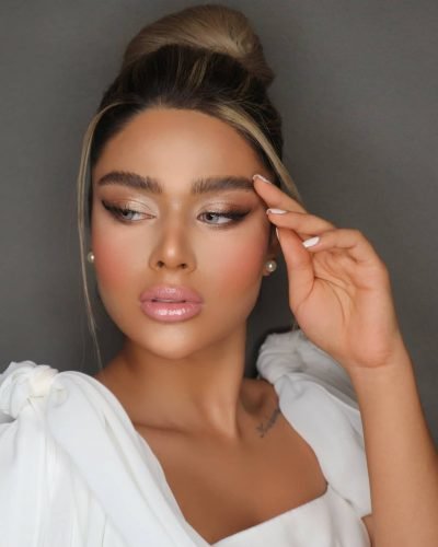 Boho Wedding Makeup 33 Looks for Brides [2022 Guide]