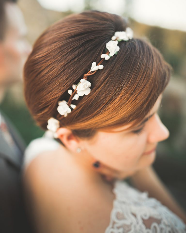 Pixie Wedding Hairstyles Ideas For 2022/23 [Guide & FAQs]