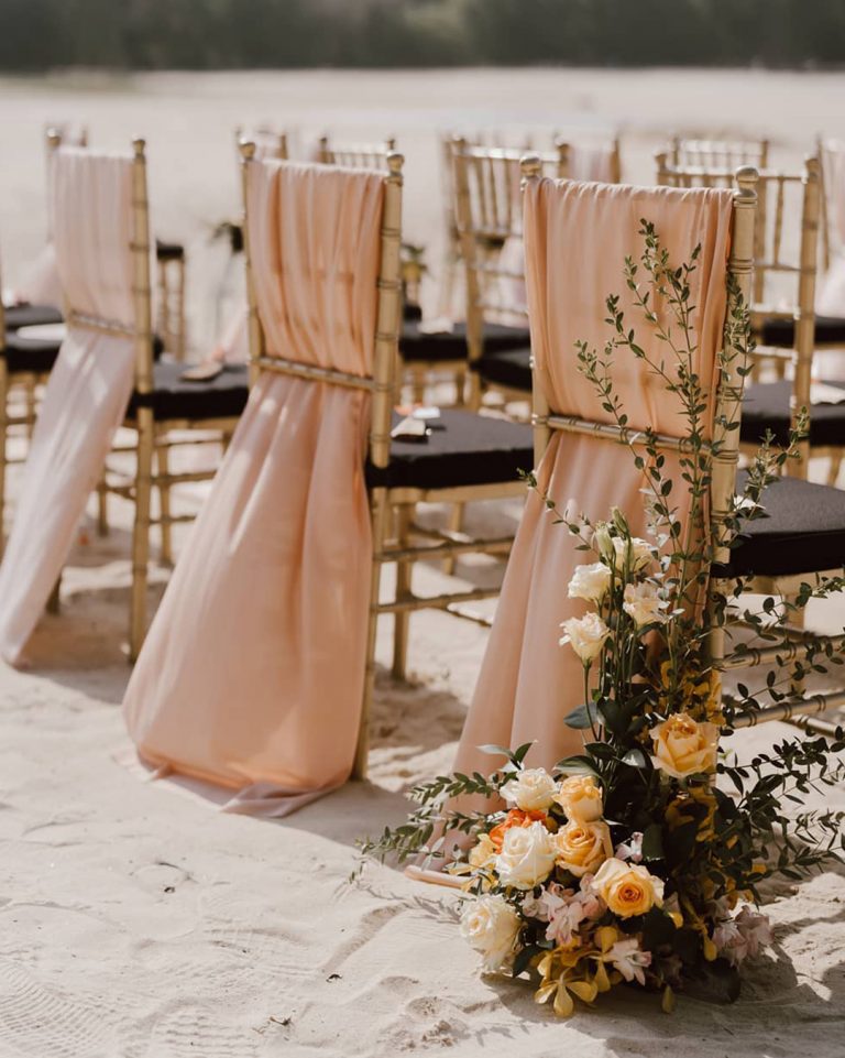 Rust Wedding Décor Ideas [2022 Guide & FAQs] | Wedding Forward