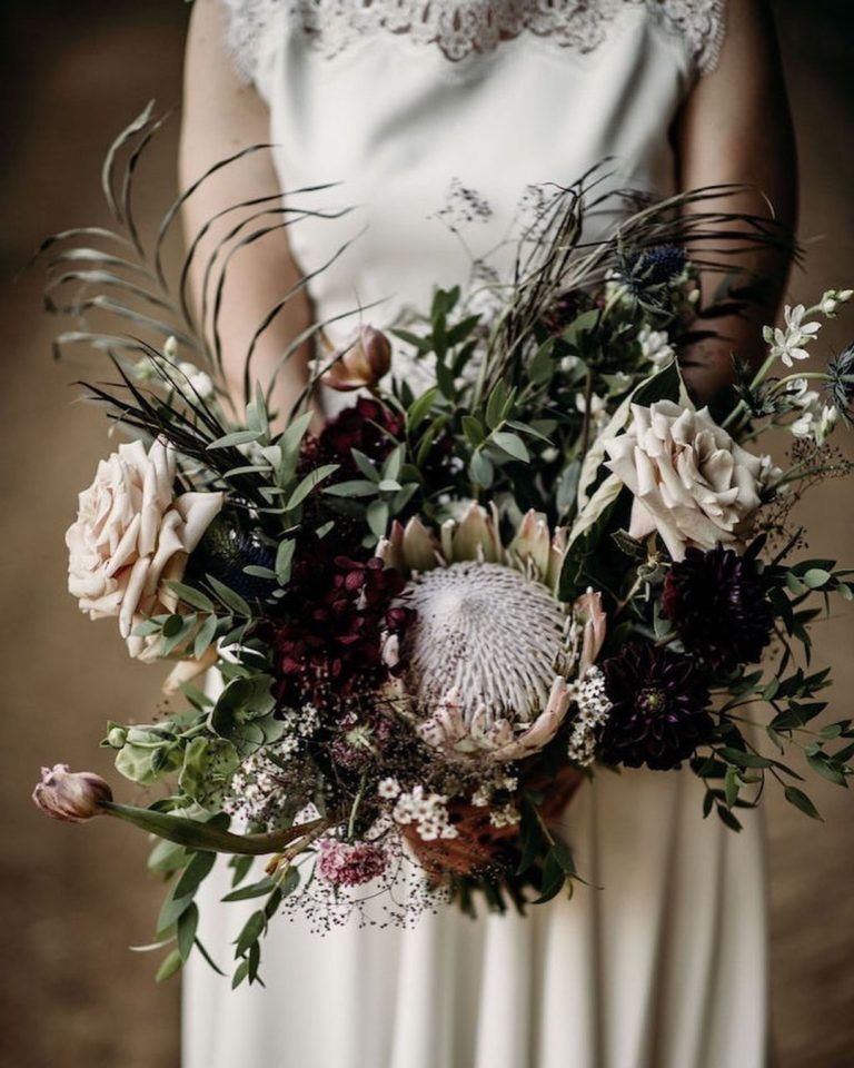 Black Wedding Bouquets: 18 Moody Ideas + FAQs