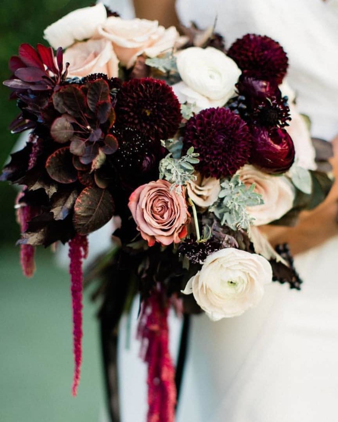 Black Wedding Bouquets: 18 Moody Ideas + FAQs