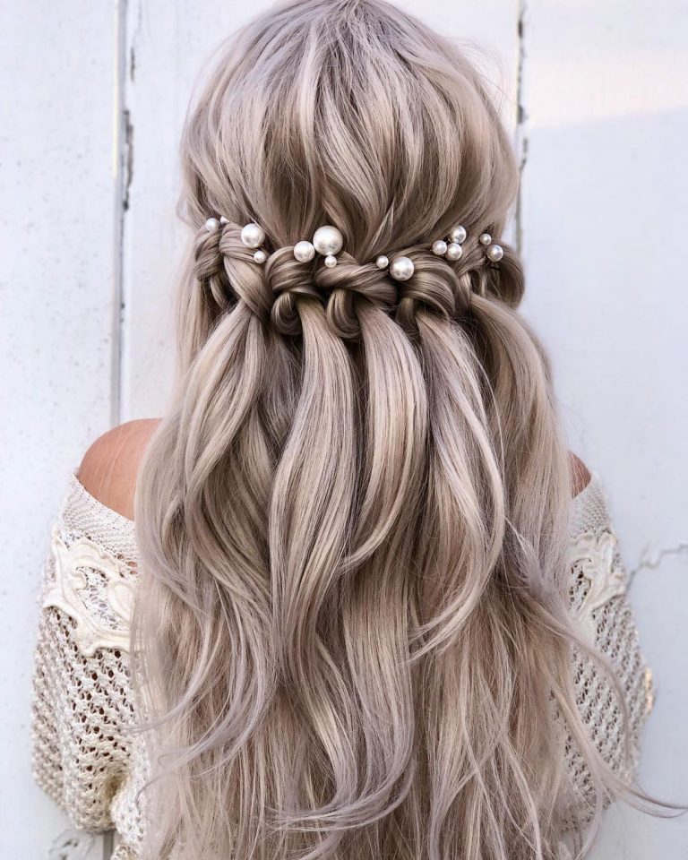 DIY Wedding Hairstyles That Easy To Pull Off [2022/23 Guide & FAQs]