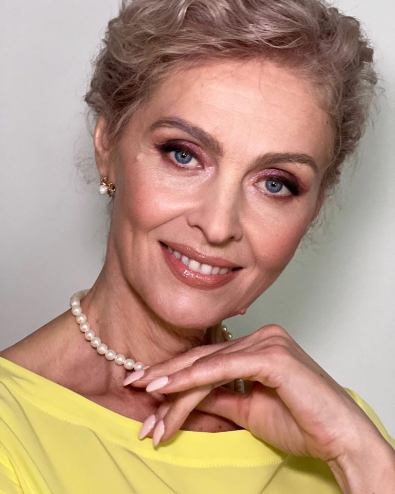 Mother Of The Bride Makeup Styles You Are Sure To Fall In Love With!