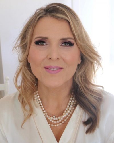 Mother Of The Bride Makeup Styles You Are Sure To Fall In Love With!