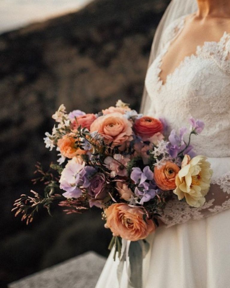 Rust Wedding Flowers: 18 Bouquets What Will Inspire You