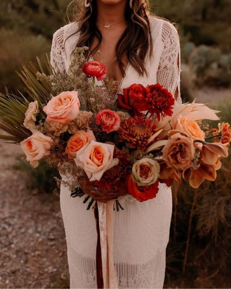 Rust Wedding Flowers: 18 Bouquets What Will Inspire You